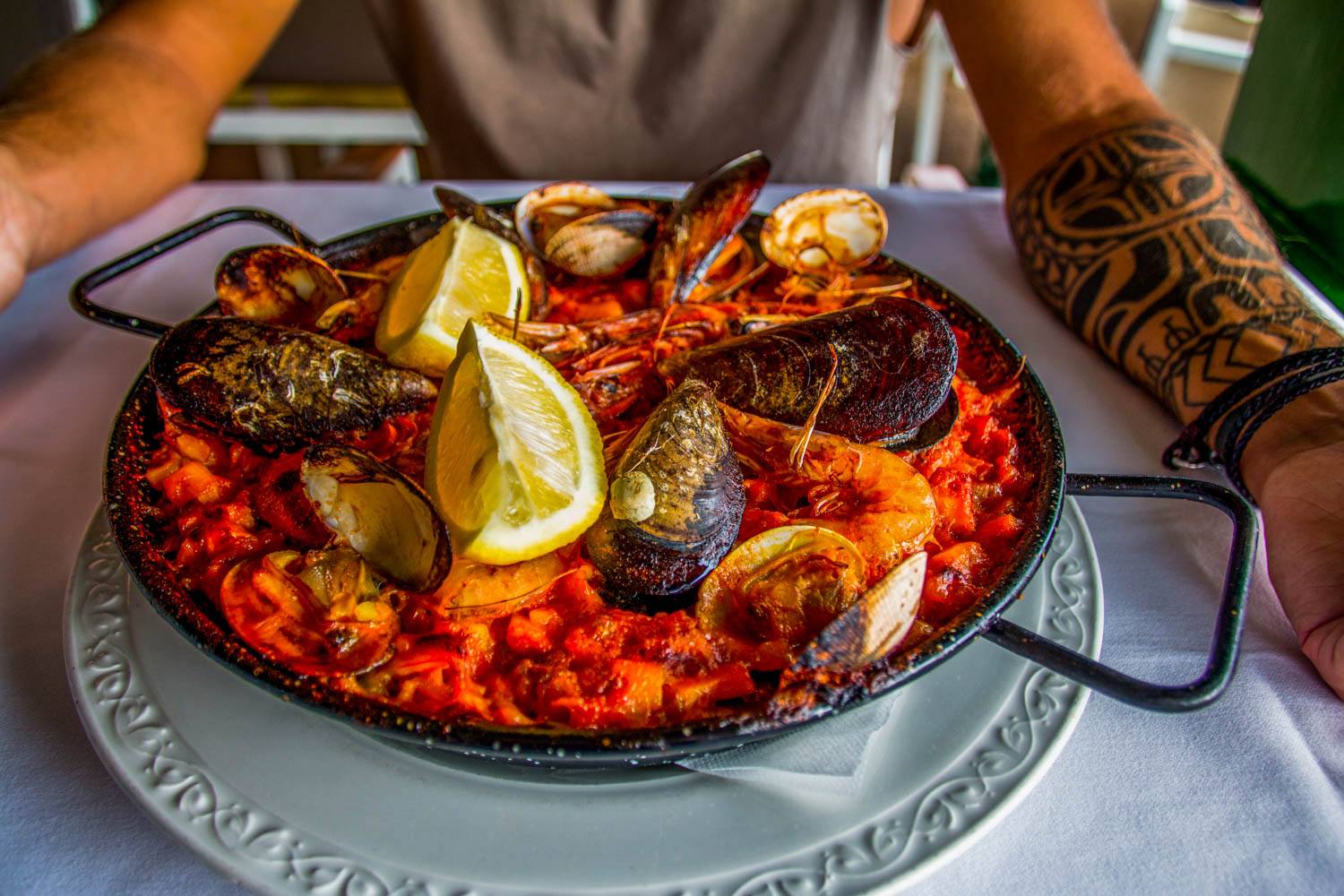 How to Cook a Delicious Paella - Green Eyed Traveller