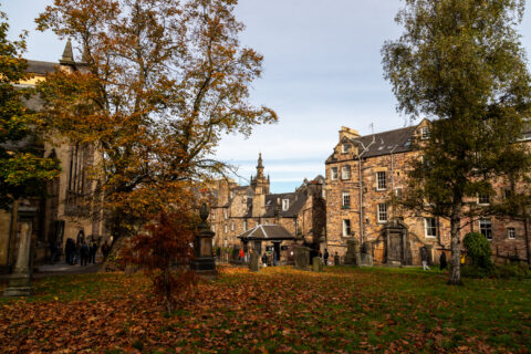 Visiting Edinburgh in Autumn - Green Eyed Traveller